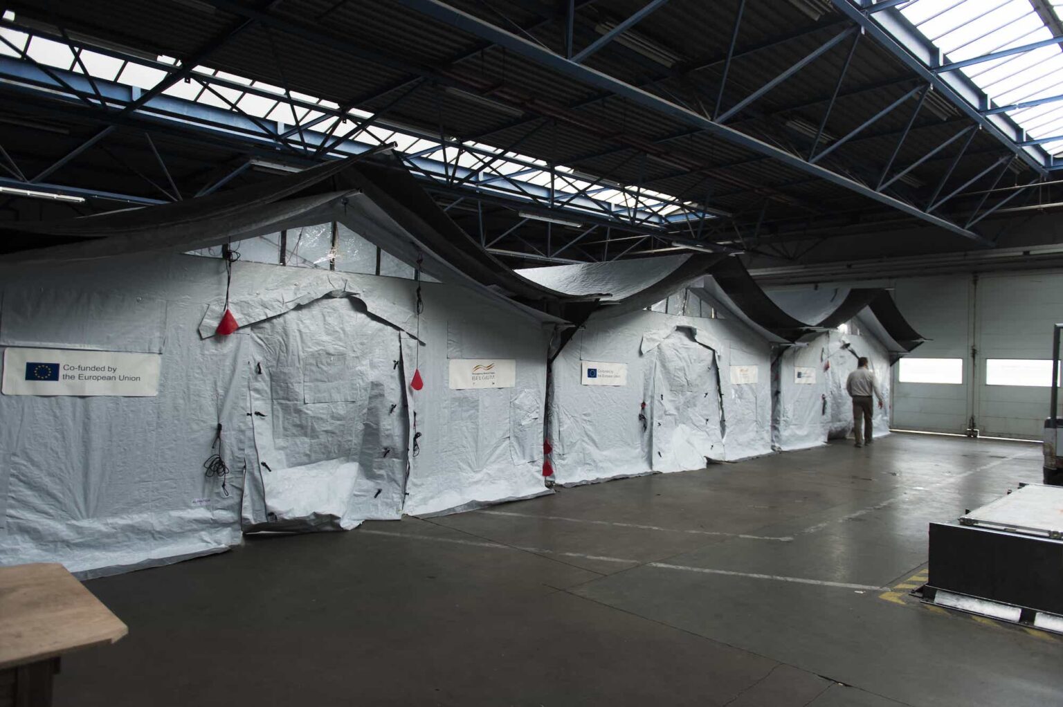 Corona Virus - Xpert Tents Used As First Medical Quarantine Zone - Alpinter